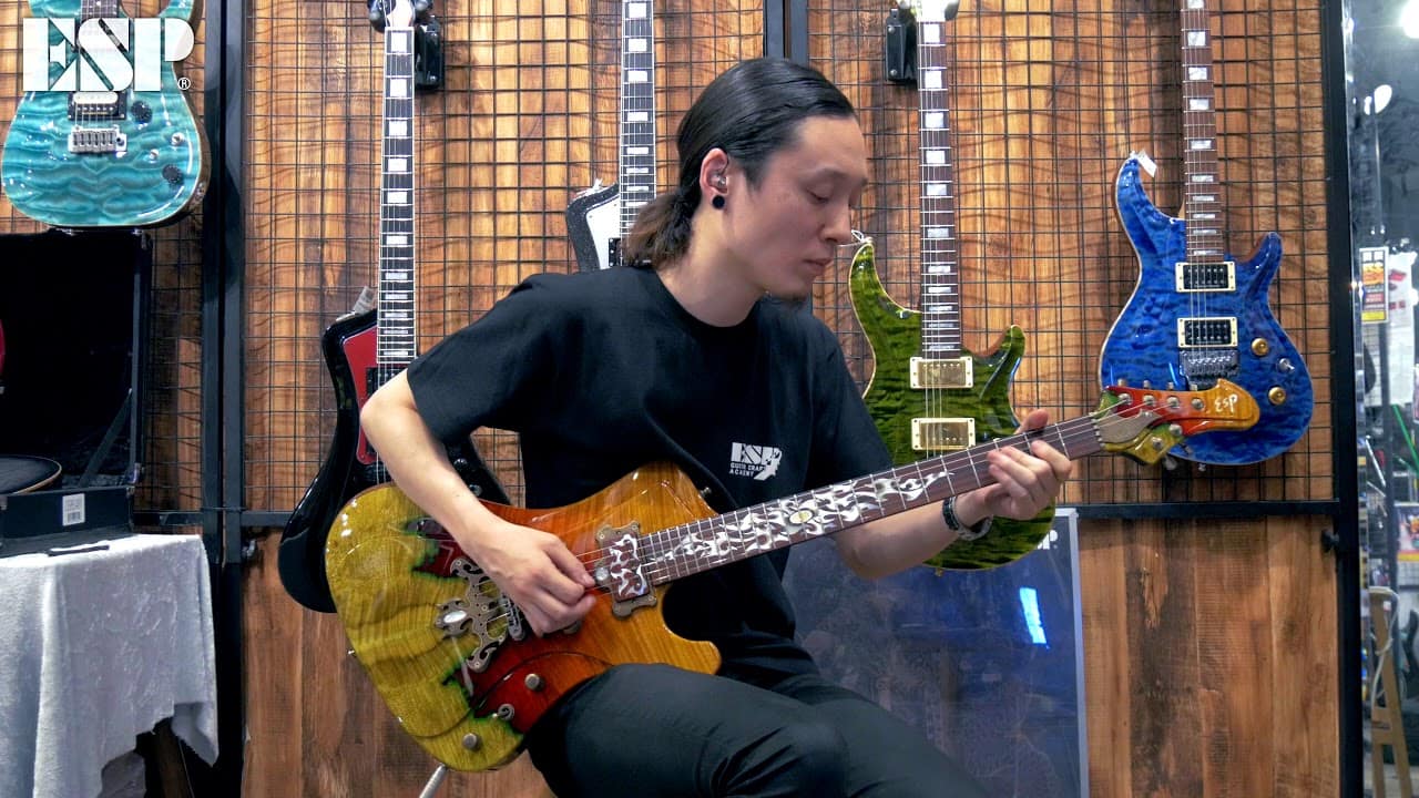 ESP Guitars: 2018 ESP Exhibition Limited EX18-30 STREAM-GT CTM [4K ...